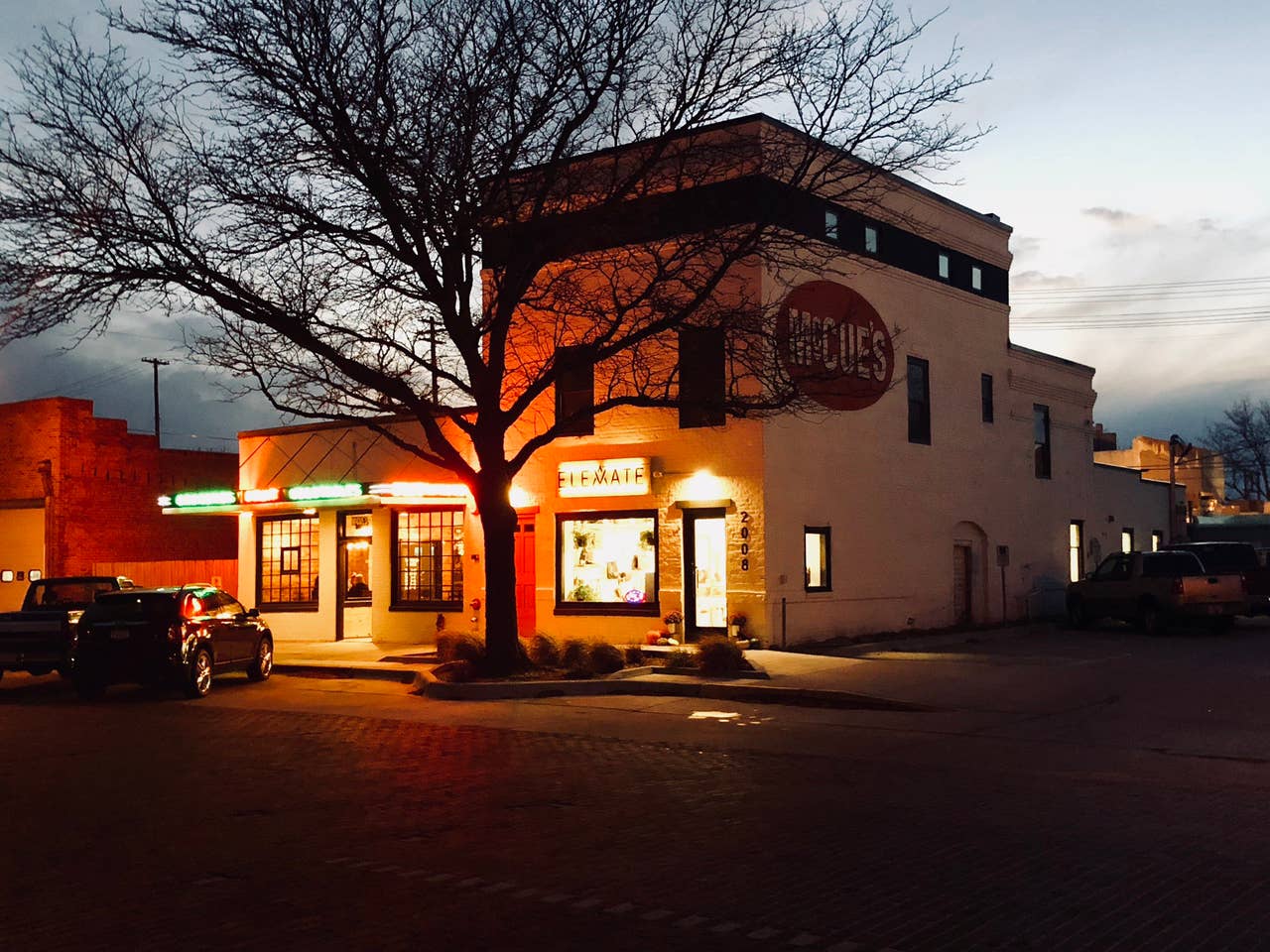 Take a tasting tour of Nebraska-made beer & wine